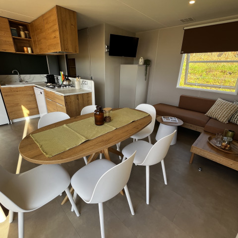 Camping Sunêlia Le Séquoia - Luxury & Nature in Dordogne Valley, Lot